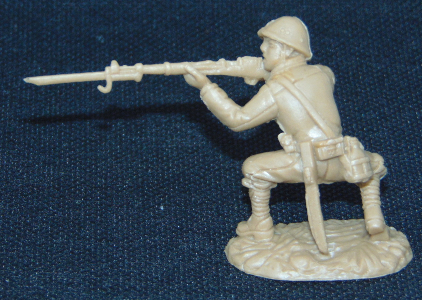Banzai!!! World War II Japanese Plastic Toy Soldiers Project ...